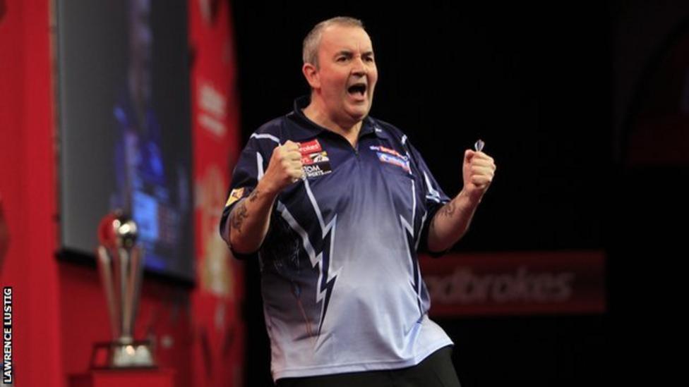 Phil 'The Power' Taylor to challenge Manx darts players - BBC Sport