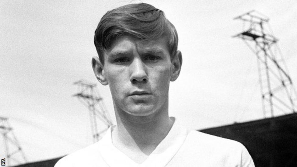 Dave Wagstaffe: Former Wolves winger dies aged 70 - BBC Sport