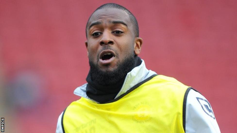 Nathan Ellington: Southport sign former Wigan striker - BBC Sport