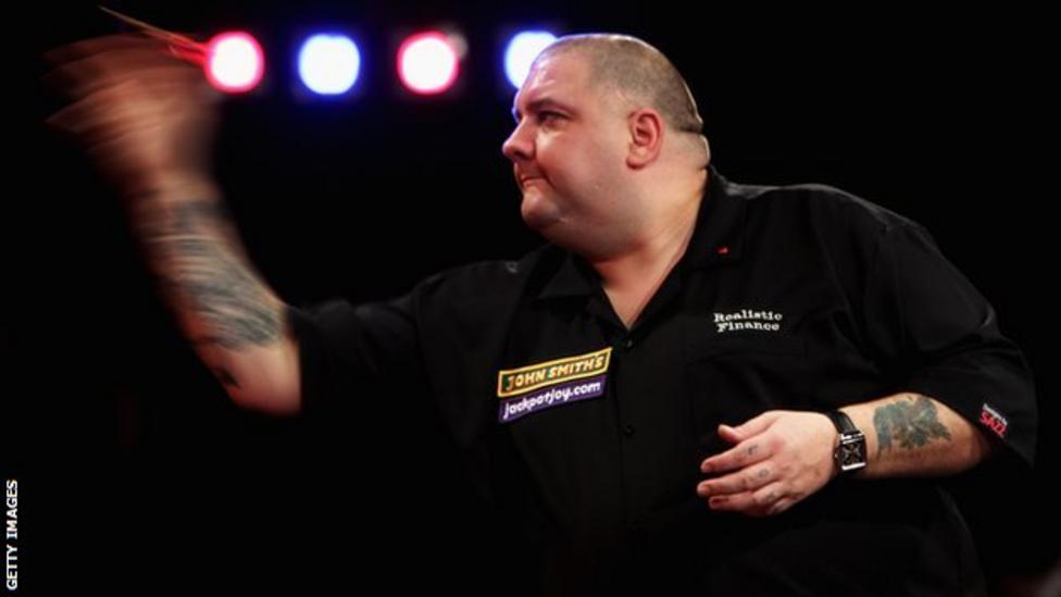 BDO World Darts: Robbie Green beats Richie George - BBC Sport