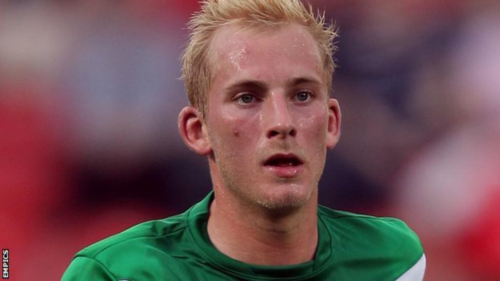 Scunthorpe United 5-1 Portsmouth - BBC Sport