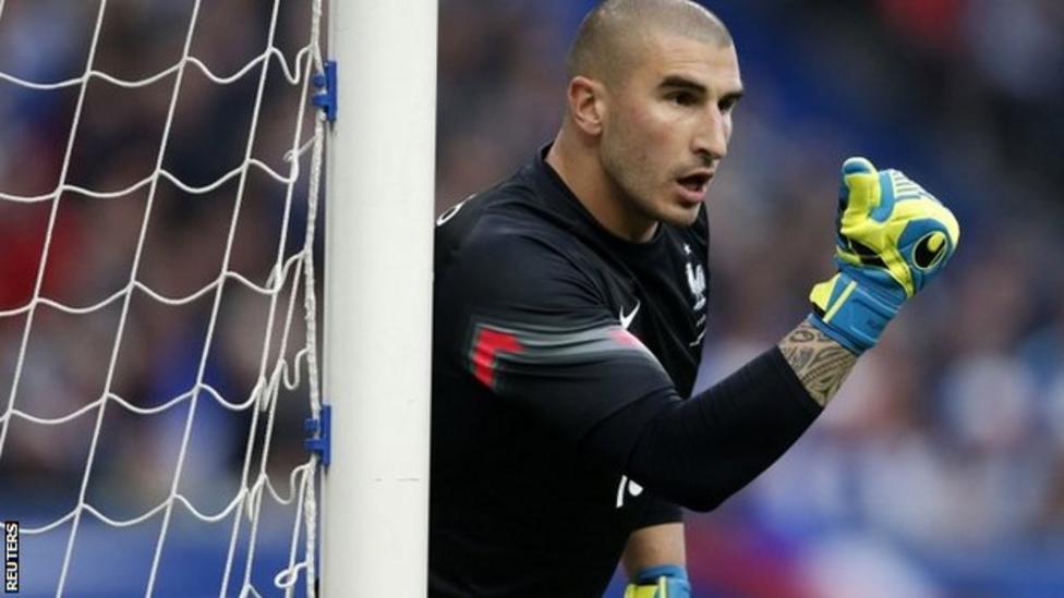 World Cup 2014: Stephane Ruffier confirmed in France squad - BBC Sport