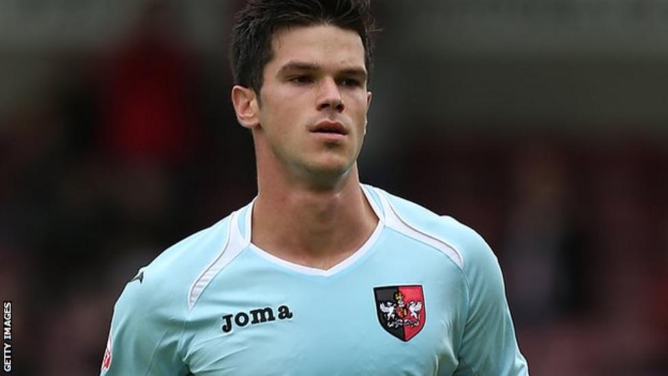 Jimmy Keohane: Exeter City midfielder signs new contract - BBC Sport