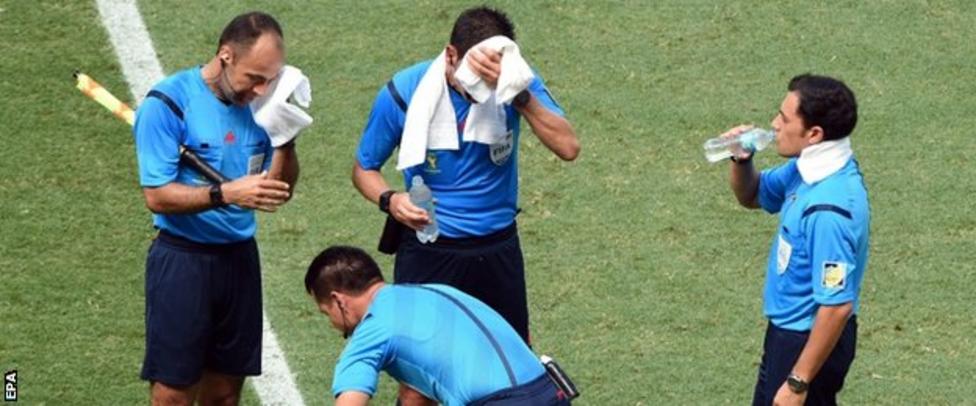 World Cup 2014: Heat forces first cooling breaks in Brazil - BBC Sport