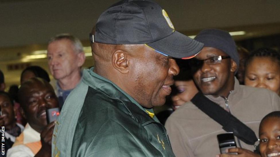 South Africa name Ephraim 'Shakes' Mashaba as new coach - BBC Sport