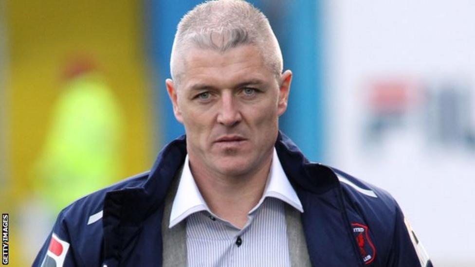 Carlisle United: Graham Kavanagh says striker rejected offer - BBC Sport