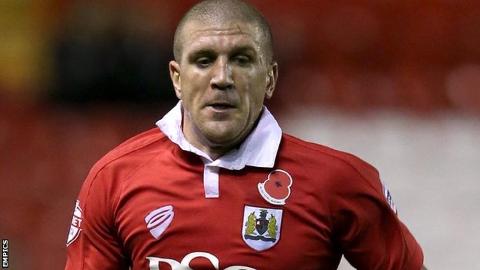 Bury: Adam El-Abd and Robert Milsom join on loan - BBC Sport