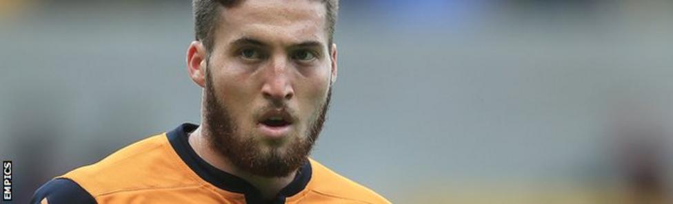 Wolves: Rajiv van La Parra red card rescinded, Doherty banned - BBC Sport