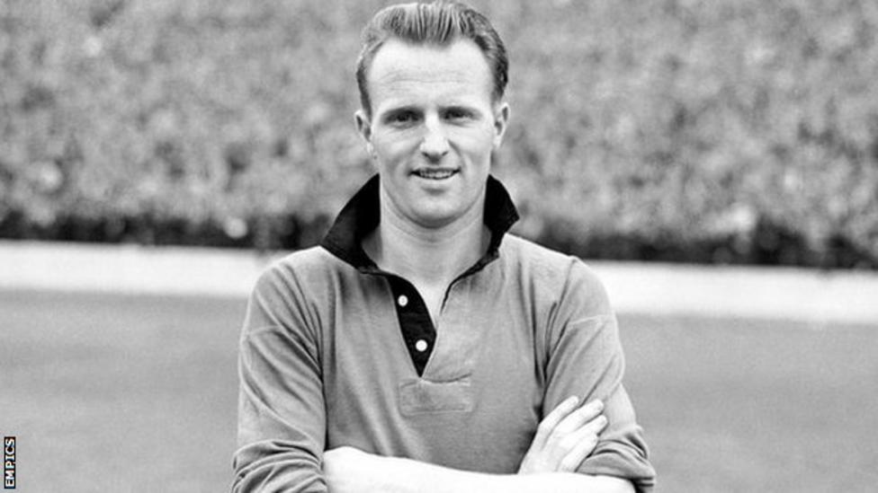 Jimmy Dunn: Former Wolves FA Cup winner dies, aged 91 - BBC Sport