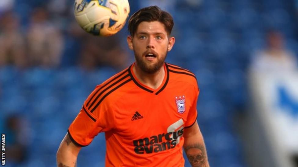 Anthony Wordsworth: Crawley sign Ipswich midfielder on loan - BBC Sport