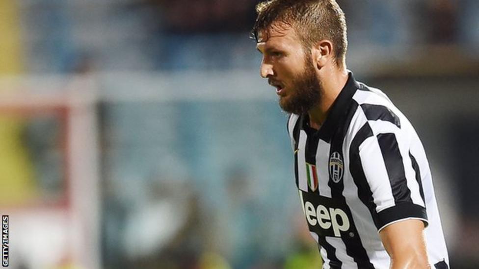 Marco Motta: Former Juventus defender joins Watford - BBC Sport