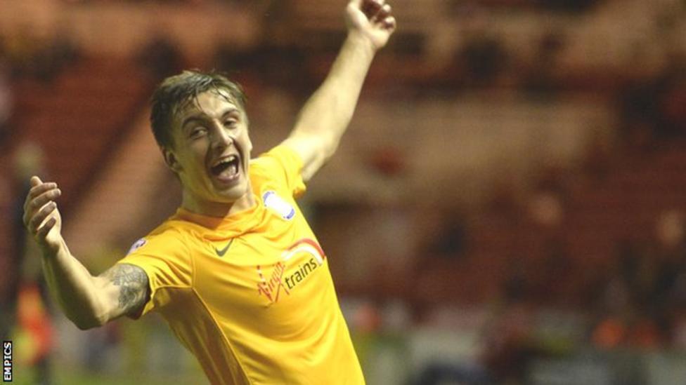 Jordan Hugill: Preston North End striker loaned to Tranmere - BBC Sport