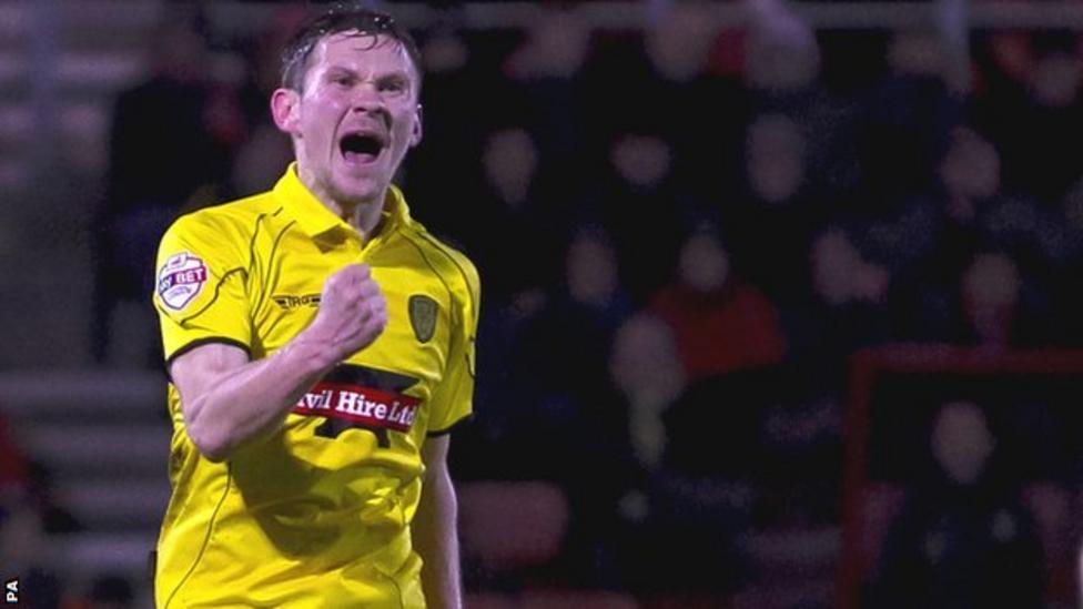 Jimmy Phillips: Alfreton sign Burton Albion winger - BBC Sport