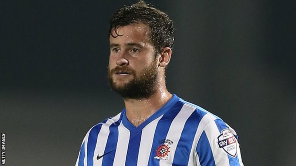 Matthew Bates: Hartlepool defender signs new contract - BBC Sport