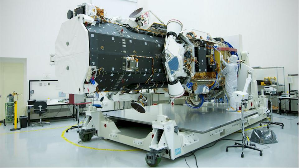 Inside the Google Earth satellite factory - BBC Future