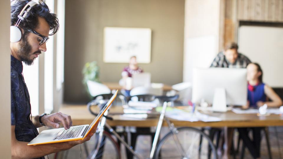 What to do about your noisy office - BBC Worklife