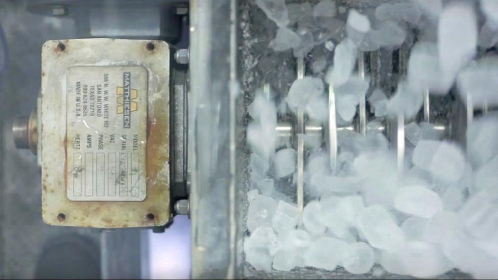 Why is this British company selling ice to Swedes? - BBC Worklife