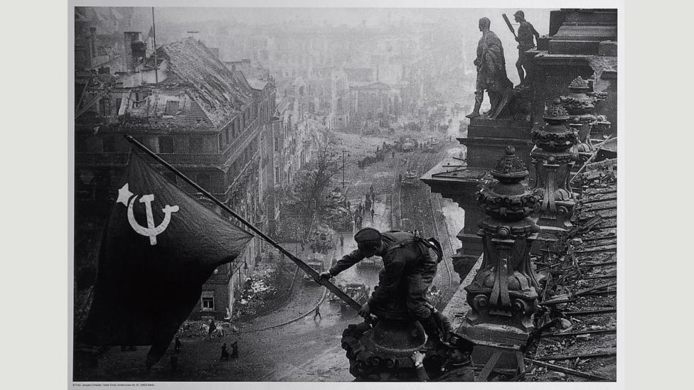 The early Soviet images that foreshadowed fake news - BBC Culture