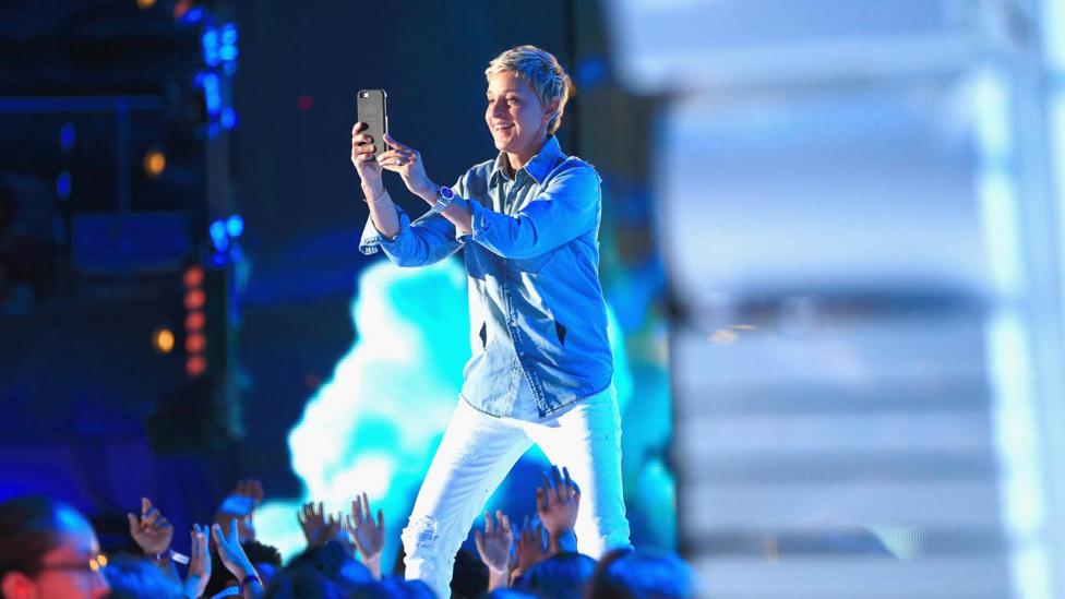 How breaking dress codes pays off - BBC Worklife